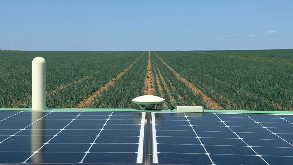 FarmDroid | Advanced Agricultural Robots for Modern Farming